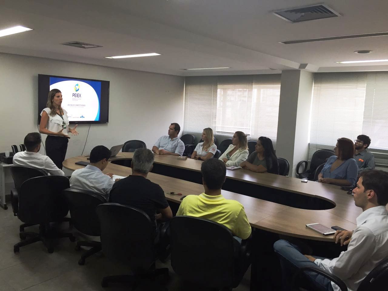 SECTI - Peiex promove capacitação de introdução à exportação